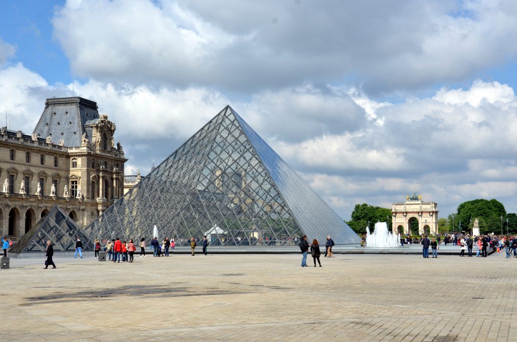 Het-Louvre -Tussenstop .com